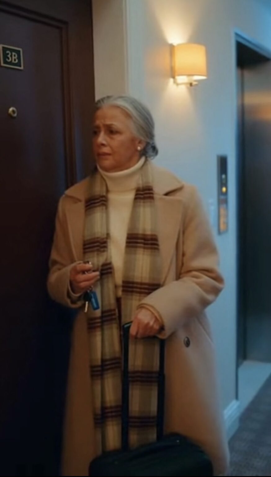 She thought she could put his mother out in silence… but the moment the ...
